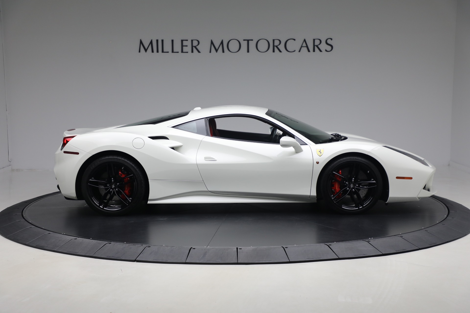 Pre-Owned 2016 Ferrari 488 GTB For Sale ($243,900) | Pagani of ...